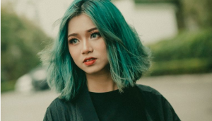 E-girl : définition, style, maquillage, comment l'être?